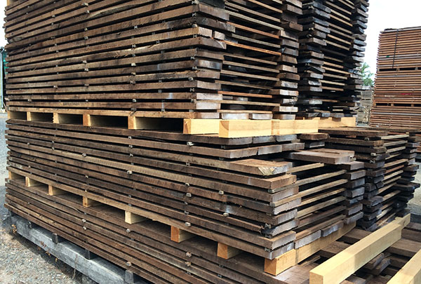Black Walnut Lumber Grade Allow more Defects and Smaller Sizes